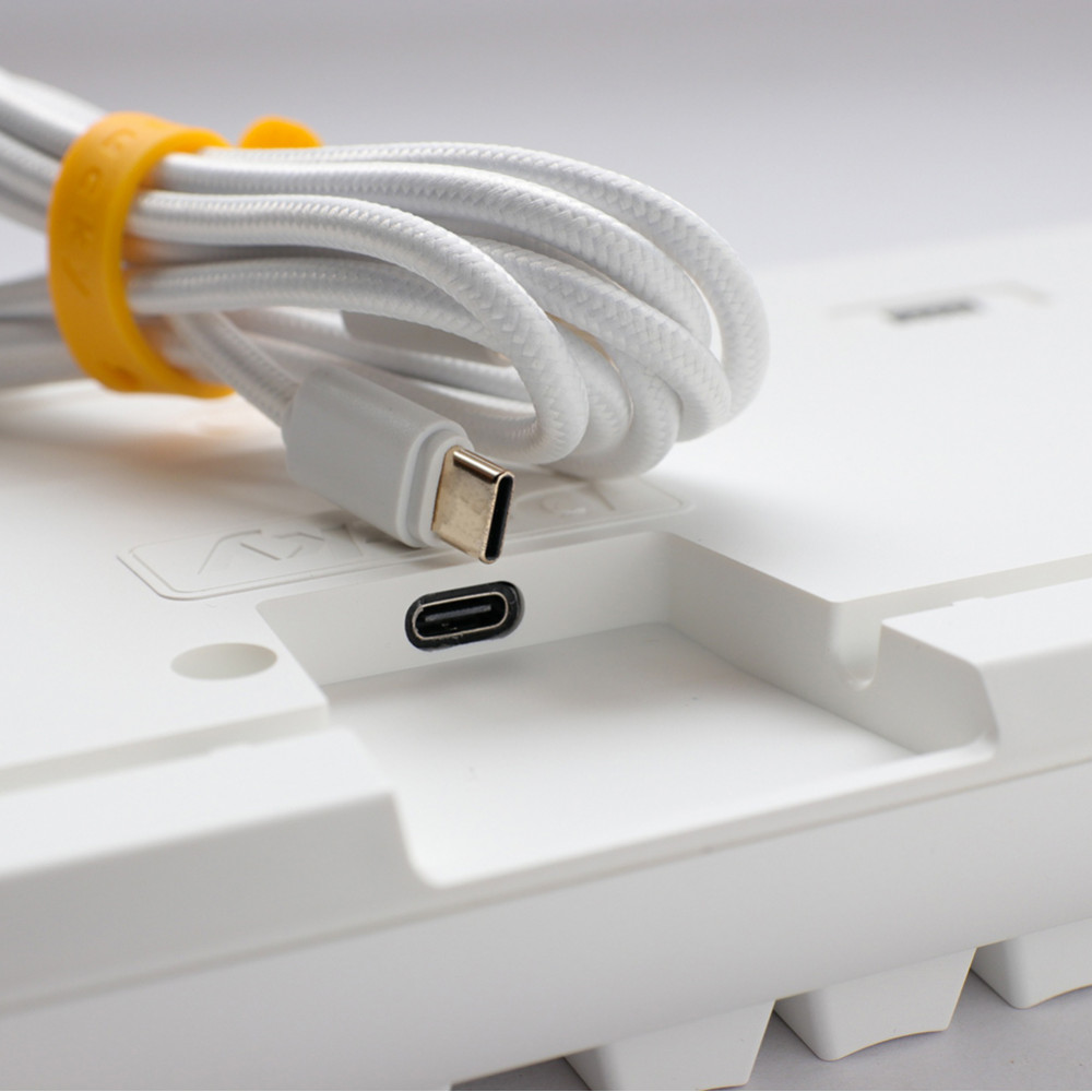 Ducky One 3 Fullsize RGB Pure White Cherry MX Brown Switch (RU Layout)